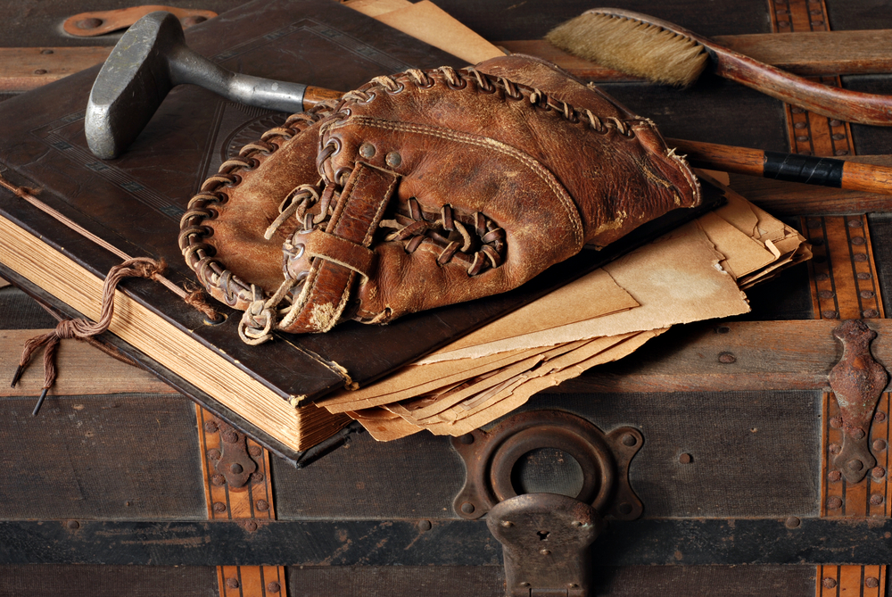 4 Tips For Safely Storing Sports Memorabilia